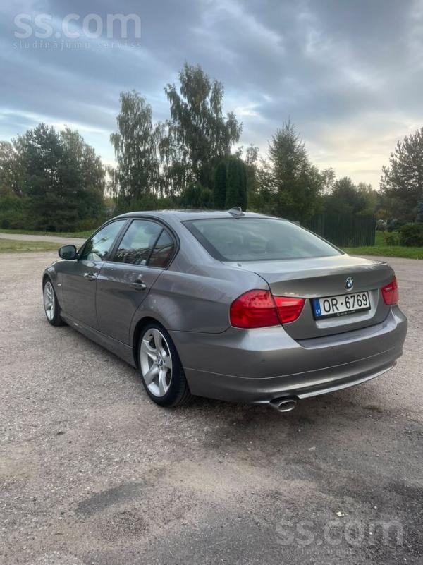Grey BMW 320 2011 in Jelgava, with an engine capacity of 2.00 L and mileage of 248 thousand km for 6100 €, photo 8 on AUTOMOTO.COM.LV