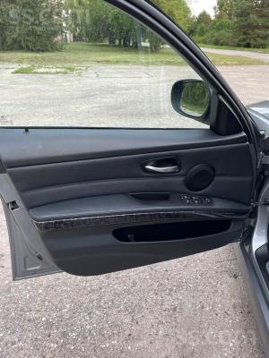 Pelēks BMW 320 2011 Jelgava, ar dzinēja tilpumu 2.00 L un nobraukumu 248 tūkst. km par 6100 €, foto 14 vietnē AUTOMOTO.COM.LV
