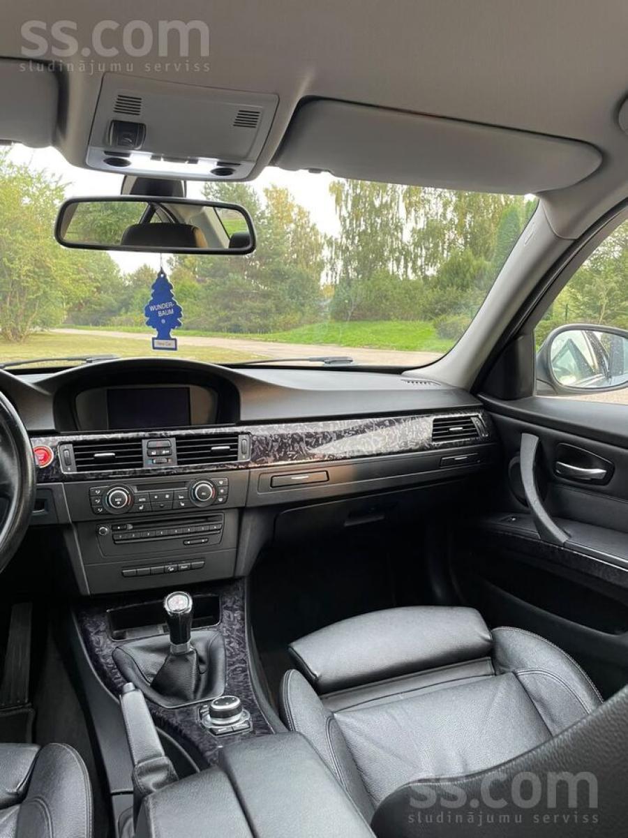 Pelēks BMW 320 2011 Jelgava, ar dzinēja tilpumu 2.00 L un nobraukumu 248 tūkst. km par 6100 €, foto 26 vietnē AUTOMOTO.COM.LV
