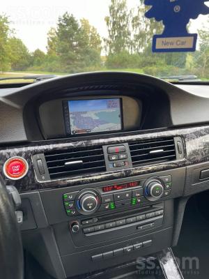 Pelēks BMW 320 2011 Jelgava, ar dzinēja tilpumu 2.00 L un nobraukumu 248 tūkst. km par 6100 €, foto 27 vietnē AUTOMOTO.COM.LV