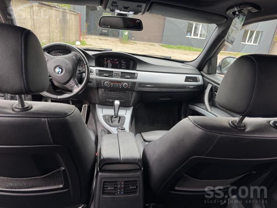 Grey BMW 320 2011 in Jelgava, with an engine capacity of 2.00 L and mileage of 327 thousand km for 5900 €, photo 5 on AUTOMOTO.COM.LV
