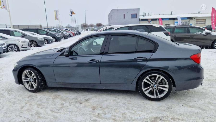 Grey BMW 320 2012 in Marijampole, with an engine capacity of 2.00 L and mileage of 254 thousand km for 10690 €, photo 20 on AUTOMOTO.COM.LV