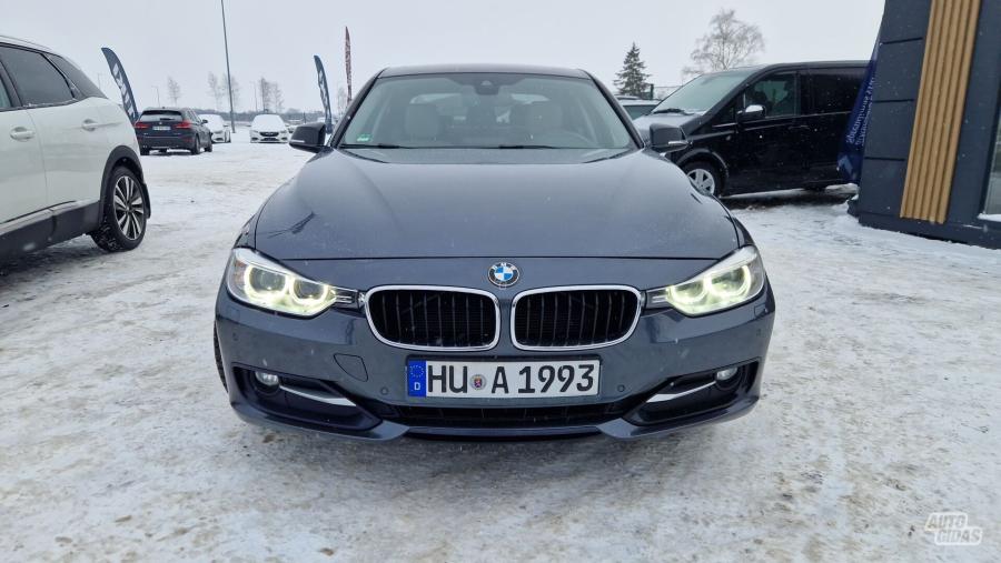Grey BMW 320 2012 in Marijampole, with an engine capacity of 2.00 L and mileage of 254 thousand km for 10690 €, photo 3 on AUTOMOTO.COM.LV