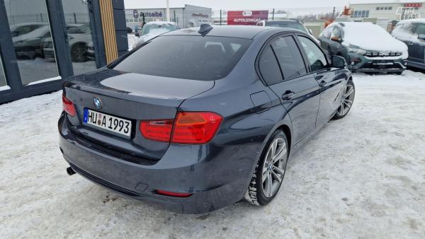 Grey BMW 320 2012 in Marijampole, with an engine capacity of 2.00 L and mileage of 254 thousand km for 10690 €, photo 6 on AUTOMOTO.COM.LV