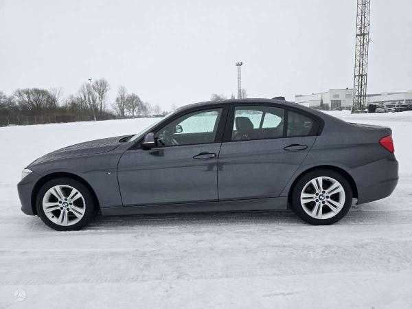 Grey BMW 320 2012 in Marijampole, with an engine capacity of 2.00 L and mileage of 259 thousand km for 7400 €, photo 8 on AUTOMOTO.COM.LV