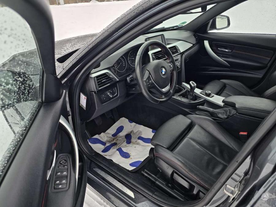 Pelēks BMW 320 2012 Marijampole, ar dzinēja tilpumu 2.00 L un nobraukumu 259 tūkst. km par 7400 €, foto 10 vietnē AUTOMOTO.COM.LV
