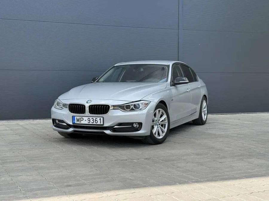 Pelēks BMW 320 2012 Rīga, ar dzinēja tilpumu 2.00 L un nobraukumu 311 tūkst. km par 6850 €, foto 1 vietnē AUTOMOTO.COM.LV