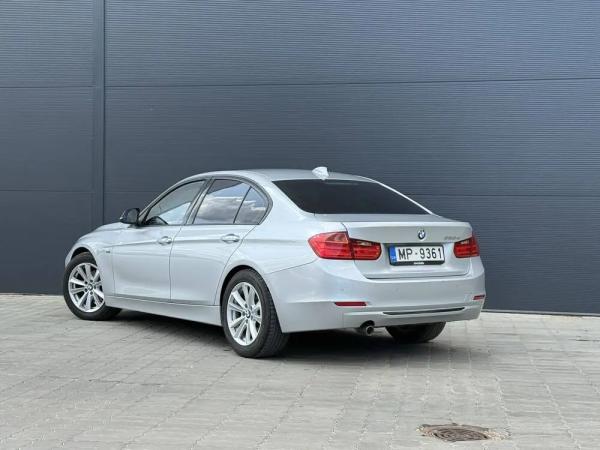 Grey BMW 320 2012 in Riga, with an engine capacity of 2.00 L and mileage of 311 thousand km for 6850 €, photo 2 on AUTOMOTO.COM.LV