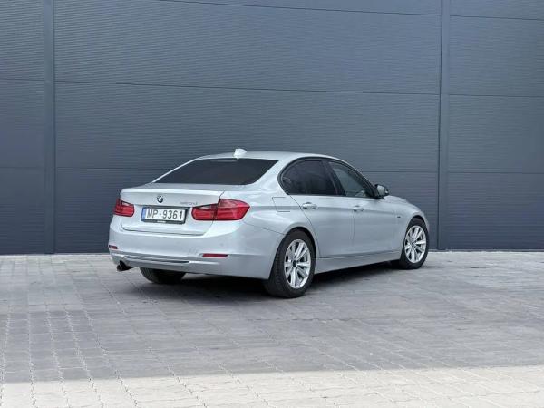 Grey BMW 320 2012 in Riga, with an engine capacity of 2.00 L and mileage of 311 thousand km for 6850 €, photo 4 on AUTOMOTO.COM.LV