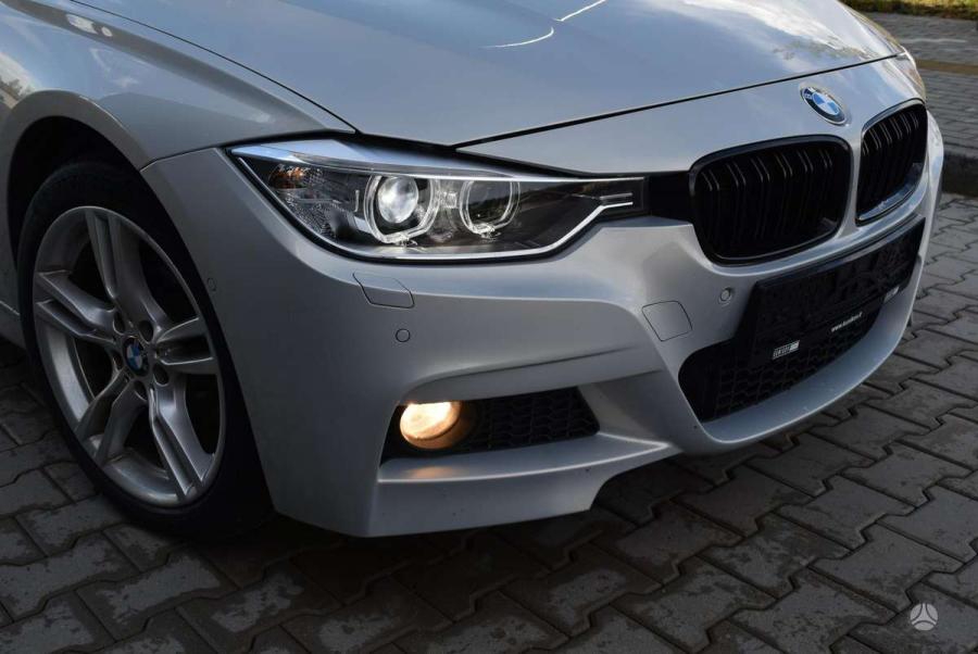 Pelēks BMW 320 2012 Viļņa, ar dzinēja tilpumu 2.00 L un nobraukumu 354 tūkst. km par 11500 €, foto 30 vietnē AUTOMOTO.COM.LV