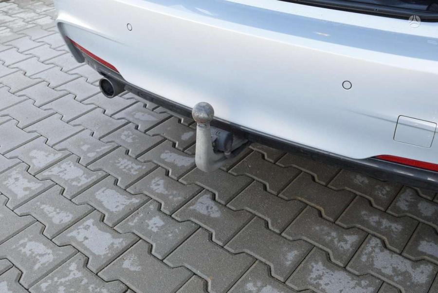 Pelēks BMW 320 2012 Viļņa, ar dzinēja tilpumu 2.00 L un nobraukumu 354 tūkst. km par 11500 €, foto 32 vietnē AUTOMOTO.COM.LV