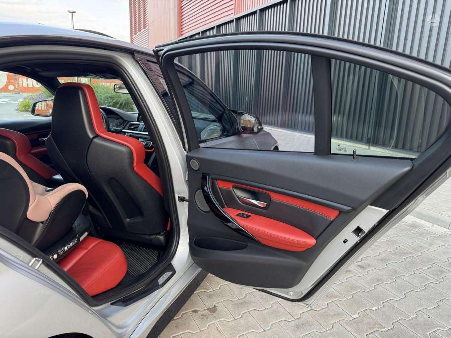 Pelēks BMW 320 2012 Kauņa, ar dzinēja tilpumu 2.00 L un nobraukumu 275 tūkst. km par 14500 €, foto 17 vietnē AUTOMOTO.COM.LV