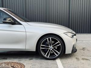 Pelēks BMW 320 2012 Kauņa, ar dzinēja tilpumu 2.00 L un nobraukumu 275 tūkst. km par 14500 €, foto 47 vietnē AUTOMOTO.COM.LV
