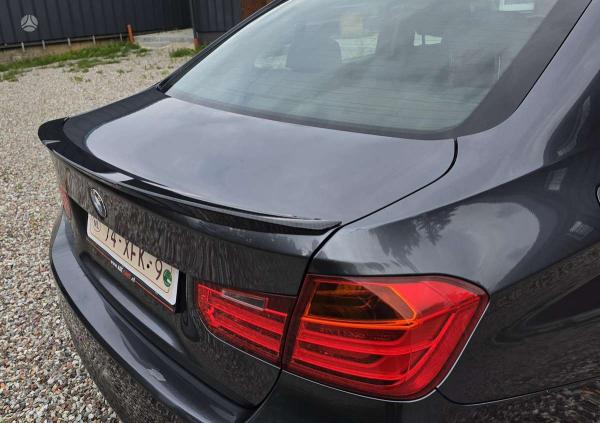 Grey BMW 320 2012 in Raseiniai, with an engine capacity of 2.00 L and mileage of 245 thousand km for 6750 €, photo 5 on AUTOMOTO.COM.LV