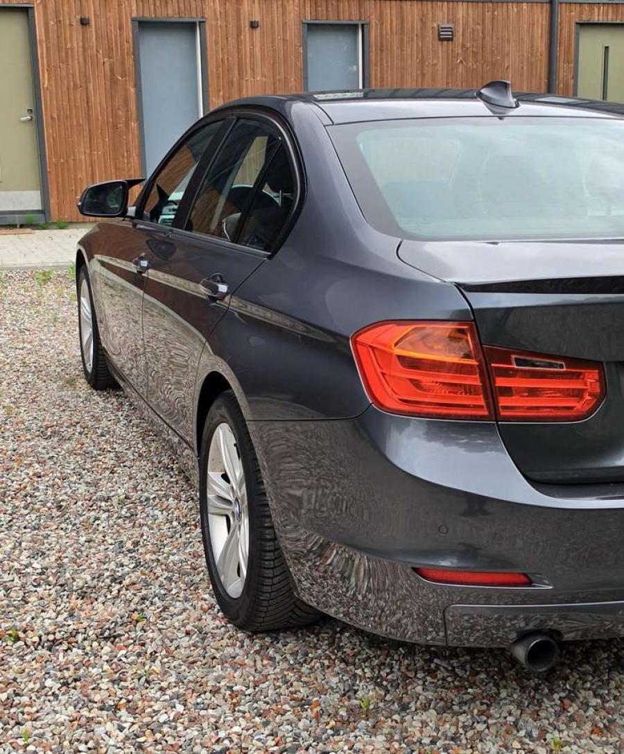 Pelēks BMW 320 2012 Raseiniai, ar dzinēja tilpumu 2.00 L un nobraukumu 245 tūkst. km par 6750 €, foto 11 vietnē AUTOMOTO.COM.LV