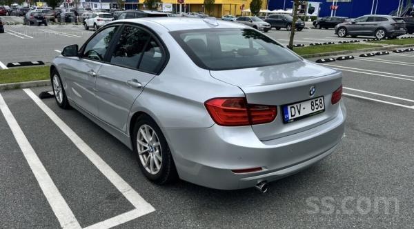 Pelēks BMW 320 2012 Rīga, ar dzinēja tilpumu 2.00 L un nobraukumu 270 tūkst. km par 9200 €, foto 4 vietnē AUTOMOTO.COM.LV