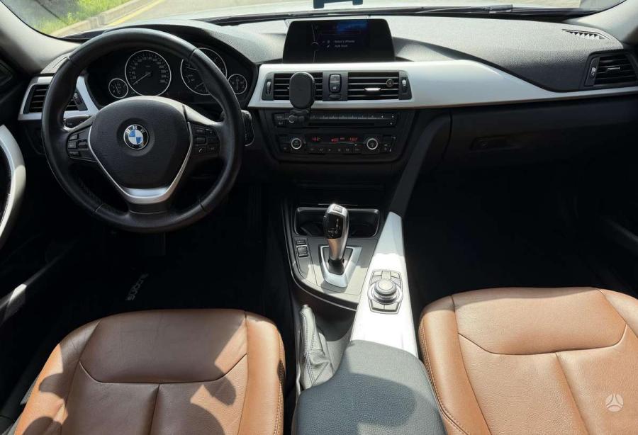 Grey BMW 320 2012 in Kaunas, with an engine capacity of 2.00 L and mileage of 258 thousand km for 9200 €, photo 3 on AUTOMOTO.COM.LV