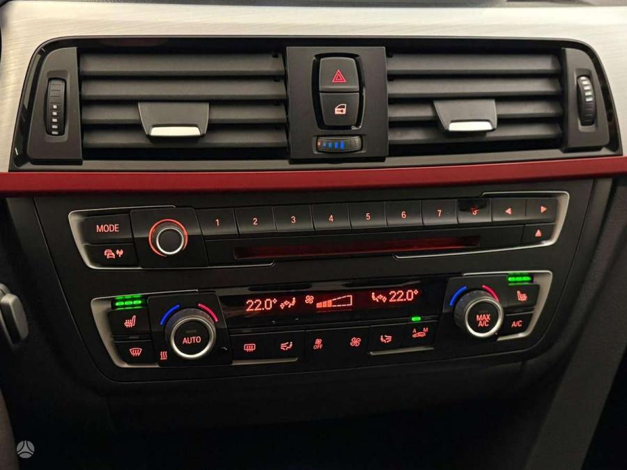 Pelēks BMW 320 2012 Marijampole, ar dzinēja tilpumu 2.00 L un nobraukumu 315 tūkst. km par 9450 €, foto 9 vietnē AUTOMOTO.COM.LV