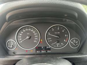Pelēks BMW 320 2012 Šauļi, ar dzinēja tilpumu 2.00 L un nobraukumu 270 tūkst. km par 5800 €, foto 9 vietnē AUTOMOTO.COM.LV