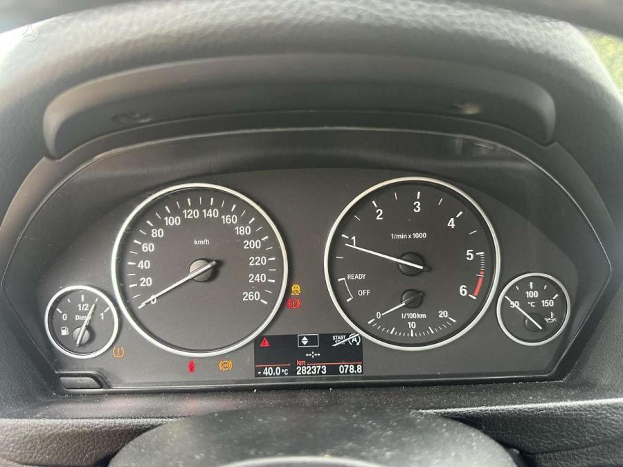 Pelēks BMW 320 2012 Šauļi, ar dzinēja tilpumu 2.00 L un nobraukumu 270 tūkst. km par 5800 €, foto 9 vietnē AUTOMOTO.COM.LV