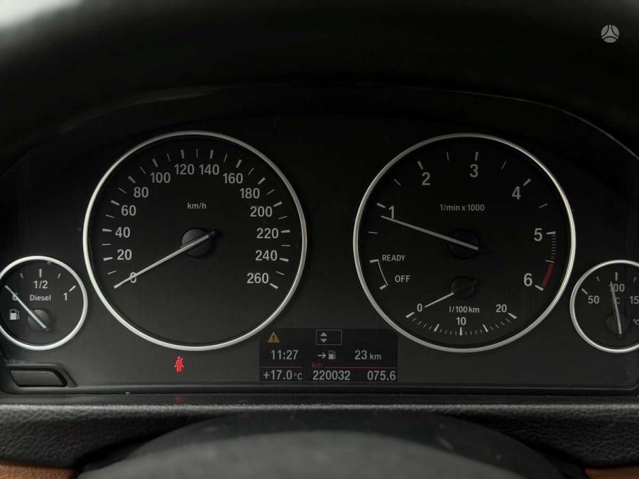 Grey BMW 320 2012 in Rokiskis, with an engine capacity of 2.00 L and mileage of 220 thousand km for 7250 €, photo 46 on AUTOMOTO.COM.LV