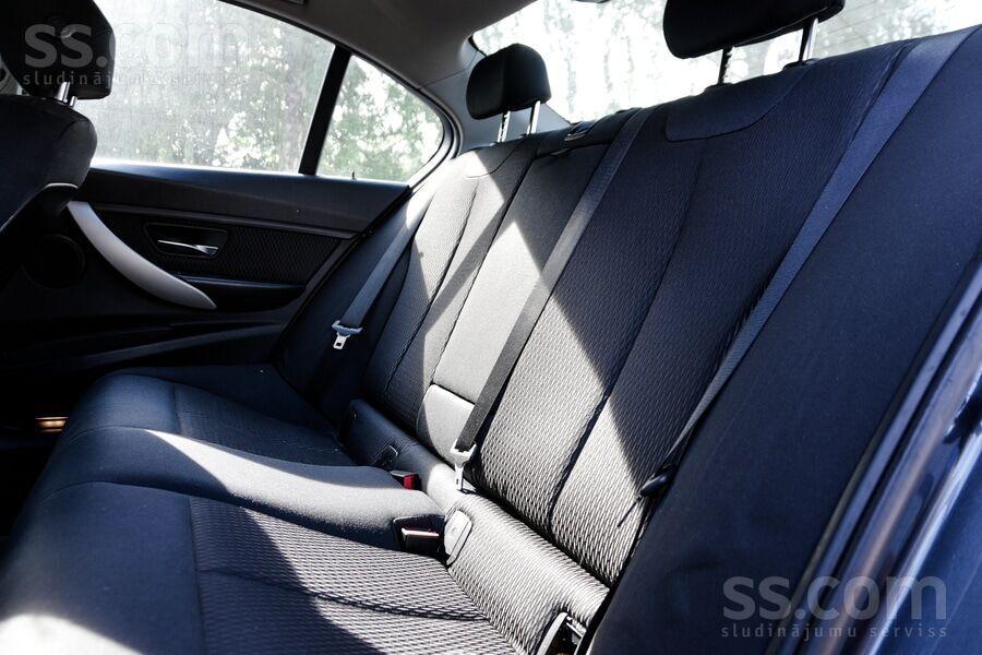 Grey BMW 320 2012 in Riga, with an engine capacity of 2.00 L and mileage of 245 thousand km for 8290 €, photo 9 on AUTOMOTO.COM.LV