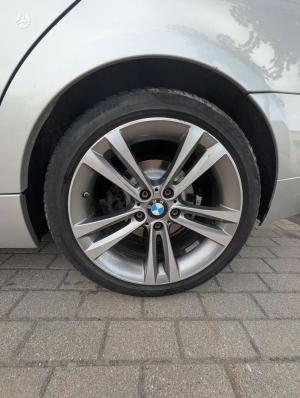 Pelēks BMW 320 2012 Mažeikiai, ar dzinēja tilpumu 2.00 L un nobraukumu 240 tūkst. km par 4200 €, foto 7 vietnē AUTOMOTO.COM.LV
