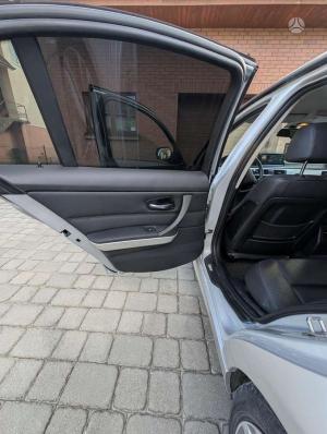 Pelēks BMW 320 2012 Mažeikiai, ar dzinēja tilpumu 2.00 L un nobraukumu 240 tūkst. km par 4200 €, foto 12 vietnē AUTOMOTO.COM.LV