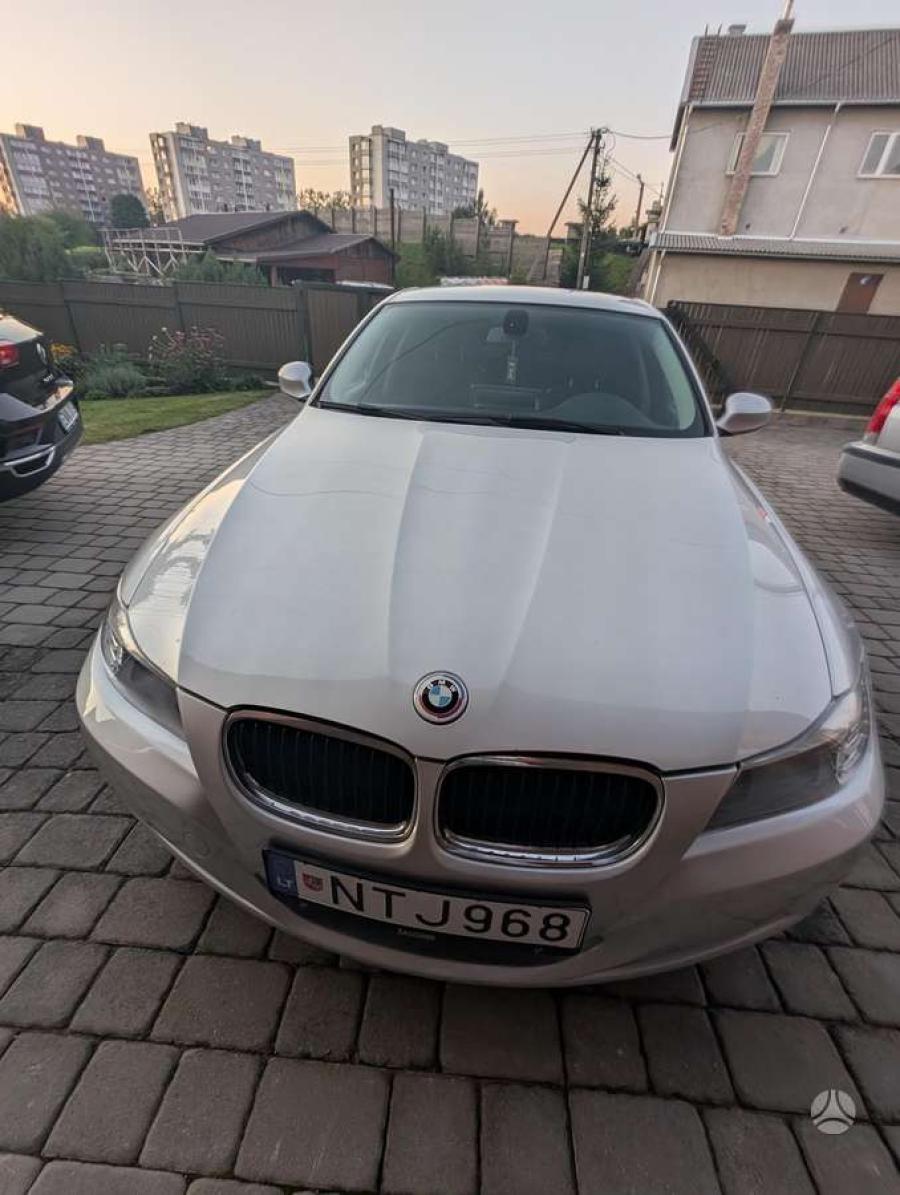 Pelēks BMW 320 2012 Mažeikiai, ar dzinēja tilpumu 2.00 L un nobraukumu 240 tūkst. km par 4200 €, foto 23 vietnē AUTOMOTO.COM.LV