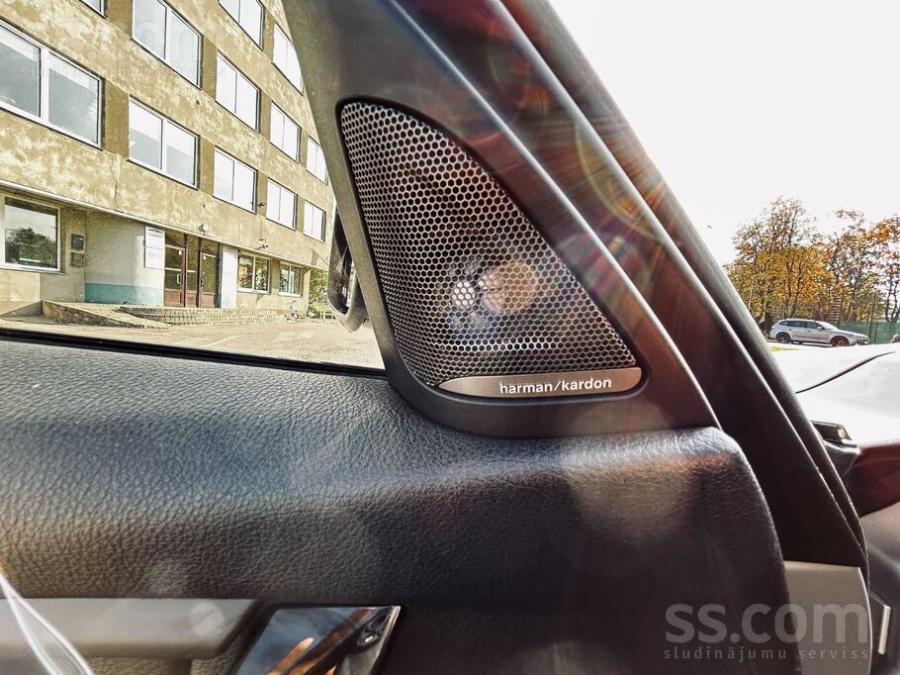 Grey BMW 320 2012 in Jelgava, with an engine capacity of 2.00 L and mileage of 253 thousand km for 13000 €, photo 12 on AUTOMOTO.COM.LV