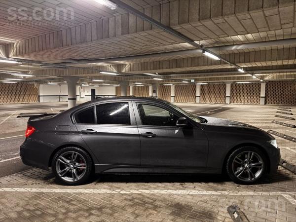 Grey BMW 320 2012 in Riga, with an engine capacity of 2.00 L and mileage of 337 thousand km for 13900 €, photo 6 on AUTOMOTO.COM.LV