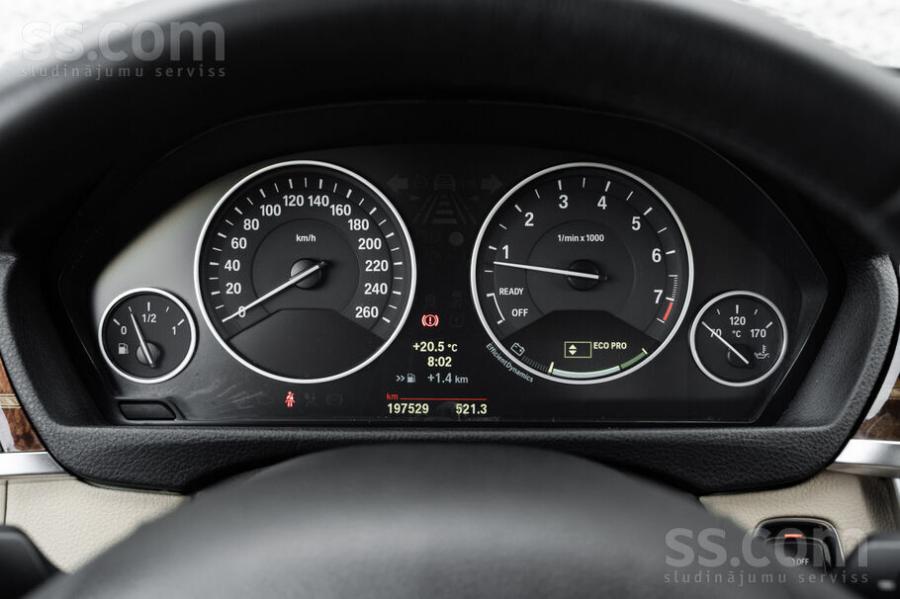 Grey BMW 320 2013 in Riga, with an engine capacity of 1.60 L and mileage of 198 thousand km for 9650 €, photo 10 on AUTOMOTO.COM.LV
