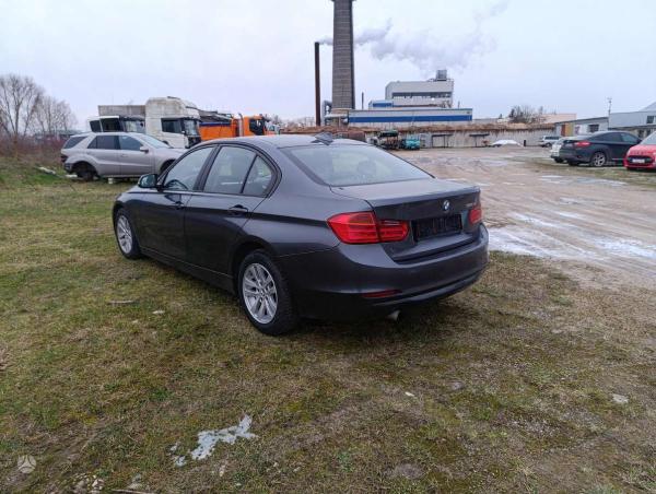 Pelēks BMW 320 2013 Šilutė, ar dzinēja tilpumu 1.60 L un nobraukumu 218 tūkst. km par 5800 €, foto 4 vietnē AUTOMOTO.COM.LV