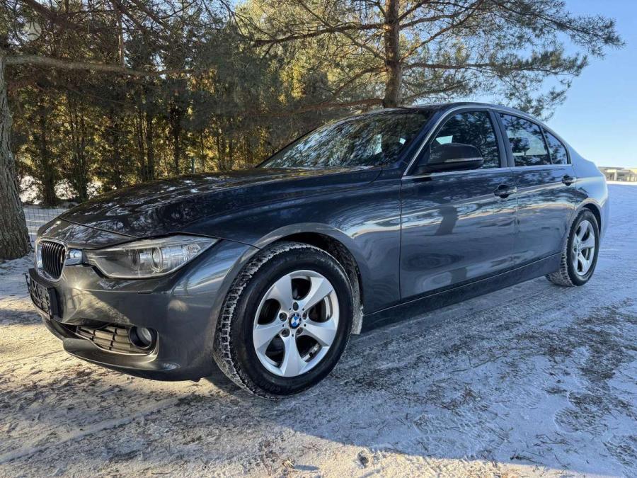Pelēks BMW 320 2013 Alīta, ar dzinēja tilpumu 2.00 L un nobraukumu 290 tūkst. km par 6750 €, foto 1 vietnē AUTOMOTO.COM.LV