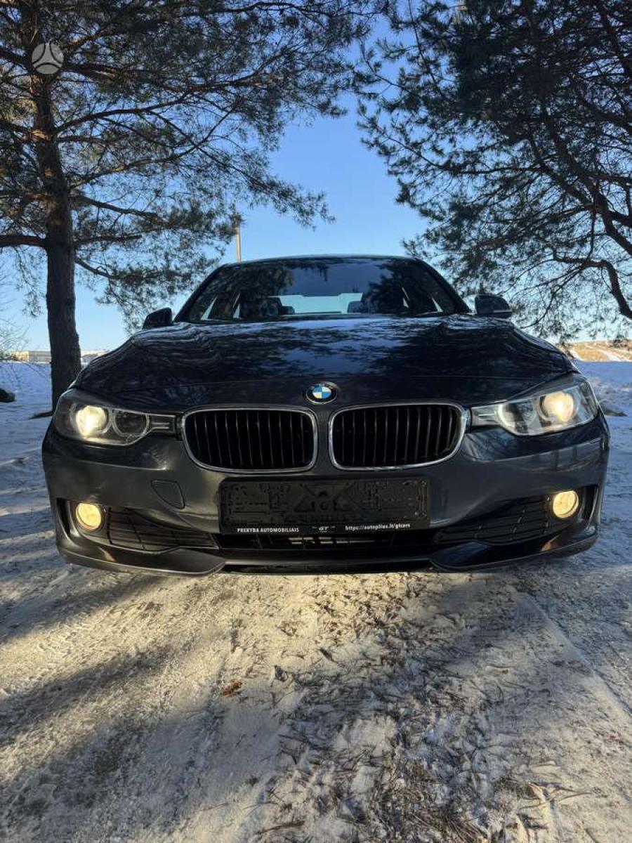 Pelēks BMW 320 2013 Alīta, ar dzinēja tilpumu 2.00 L un nobraukumu 290 tūkst. km par 6750 €, foto 3 vietnē AUTOMOTO.COM.LV