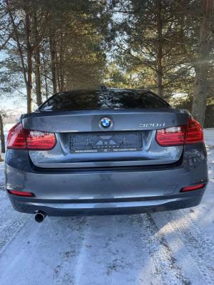 Pelēks BMW 320 2013 Alīta, ar dzinēja tilpumu 2.00 L un nobraukumu 290 tūkst. km par 6750 €, foto 9 vietnē AUTOMOTO.COM.LV
