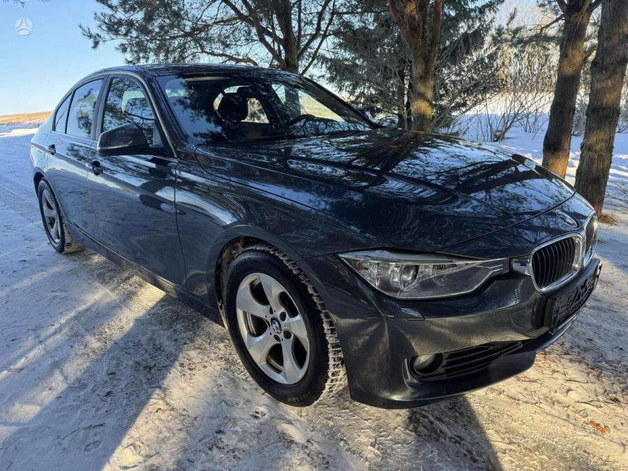 Pelēks BMW 320 2013 Alīta, ar dzinēja tilpumu 2.00 L un nobraukumu 290 tūkst. km par 6750 €, foto 13 vietnē AUTOMOTO.COM.LV