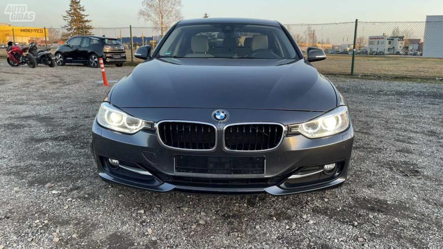 Pelēks BMW 320 2013 Marijampole, ar dzinēja tilpumu 2.00 L un nobraukumu 253 tūkst. km par 9990 €, foto 4 vietnē AUTOMOTO.COM.LV