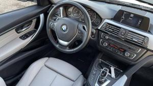 Pelēks BMW 320 2013 Marijampole, ar dzinēja tilpumu 2.00 L un nobraukumu 253 tūkst. km par 9990 €, foto 14 vietnē AUTOMOTO.COM.LV