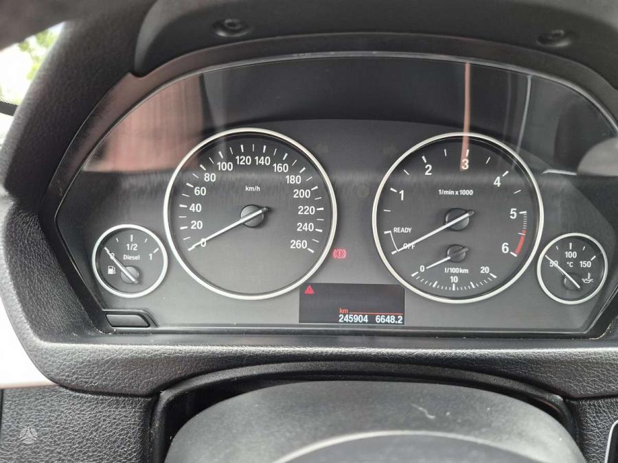 Pelēks BMW 320 2013 Tauragė, ar dzinēja tilpumu 2.00 L un nobraukumu 245 tūkst. km par 4300 €, foto 17 vietnē AUTOMOTO.COM.LV