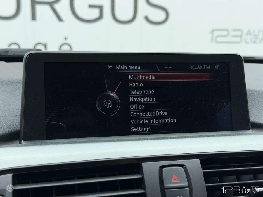 Grey BMW 320 2013 in Taurage, with an engine capacity of 2.00 L and mileage of 149 thousand km for 9990 €, photo 22 on AUTOMOTO.COM.LV