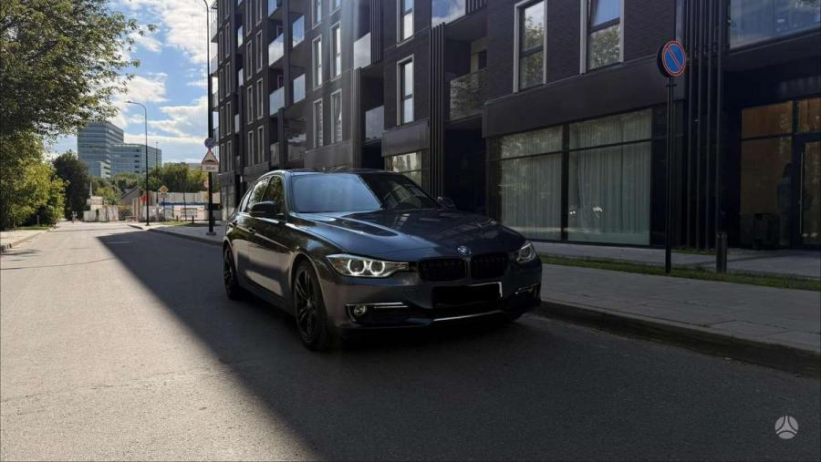 Grey BMW 320 2013 in Vilnius, with an engine capacity of 2.00 L and mileage of 328 thousand km for 9800 €, photo 7 on AUTOMOTO.COM.LV