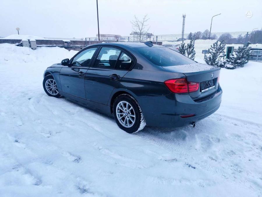 Grey BMW 320 2014 in Siauliai, with an engine capacity of 2.00 L and mileage of 183 thousand km for 6700 €, photo 5 on AUTOMOTO.COM.LV