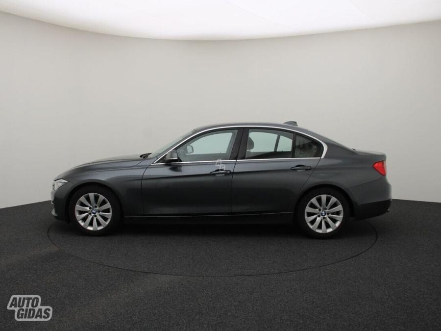 Grey BMW 320 2014 in Vilnius, with an engine capacity of 2.00 L and mileage of 273 thousand km for 11299 €, photo 6 on AUTOMOTO.COM.LV