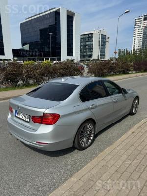 Pelēks BMW 320 2014 Rīga, ar dzinēja tilpumu 2.00 L un nobraukumu 238 tūkst. km par 9200 €, foto 4 vietnē AUTOMOTO.COM.LV