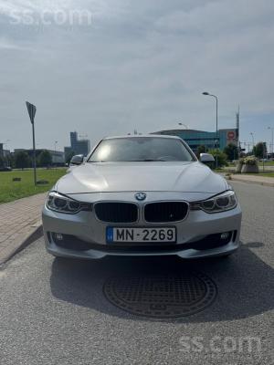 Grey BMW 320 2014 in Riga, with an engine capacity of 2.00 L and mileage of 237 thousand km for 8700 €, photo 15 on AUTOMOTO.COM.LV