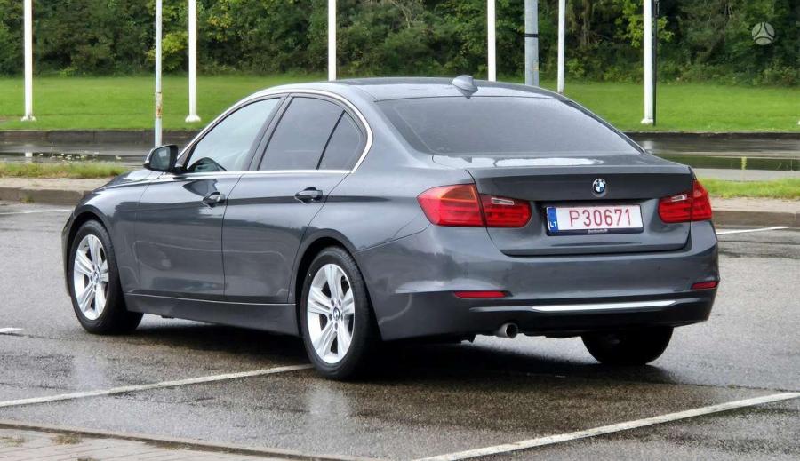 Grey BMW 320 2014 in Vilnius, with an engine capacity of 2.00 L and mileage of 281 thousand km for 7999 €, photo 4 on AUTOMOTO.COM.LV