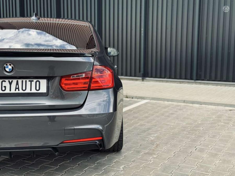 Grey BMW 320 2014 in Kaunas, with an engine capacity of 2.00 L and mileage of 193 thousand km for 12900 €, photo 33 on AUTOMOTO.COM.LV