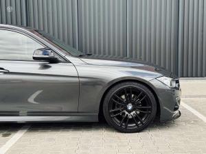 Grey BMW 320 2014 in Kaunas, with an engine capacity of 2.00 L and mileage of 193 thousand km for 12900 €, photo 36 on AUTOMOTO.COM.LV
