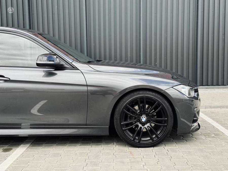 Grey BMW 320 2014 in Kaunas, with an engine capacity of 2.00 L and mileage of 193 thousand km for 12900 €, photo 36 on AUTOMOTO.COM.LV